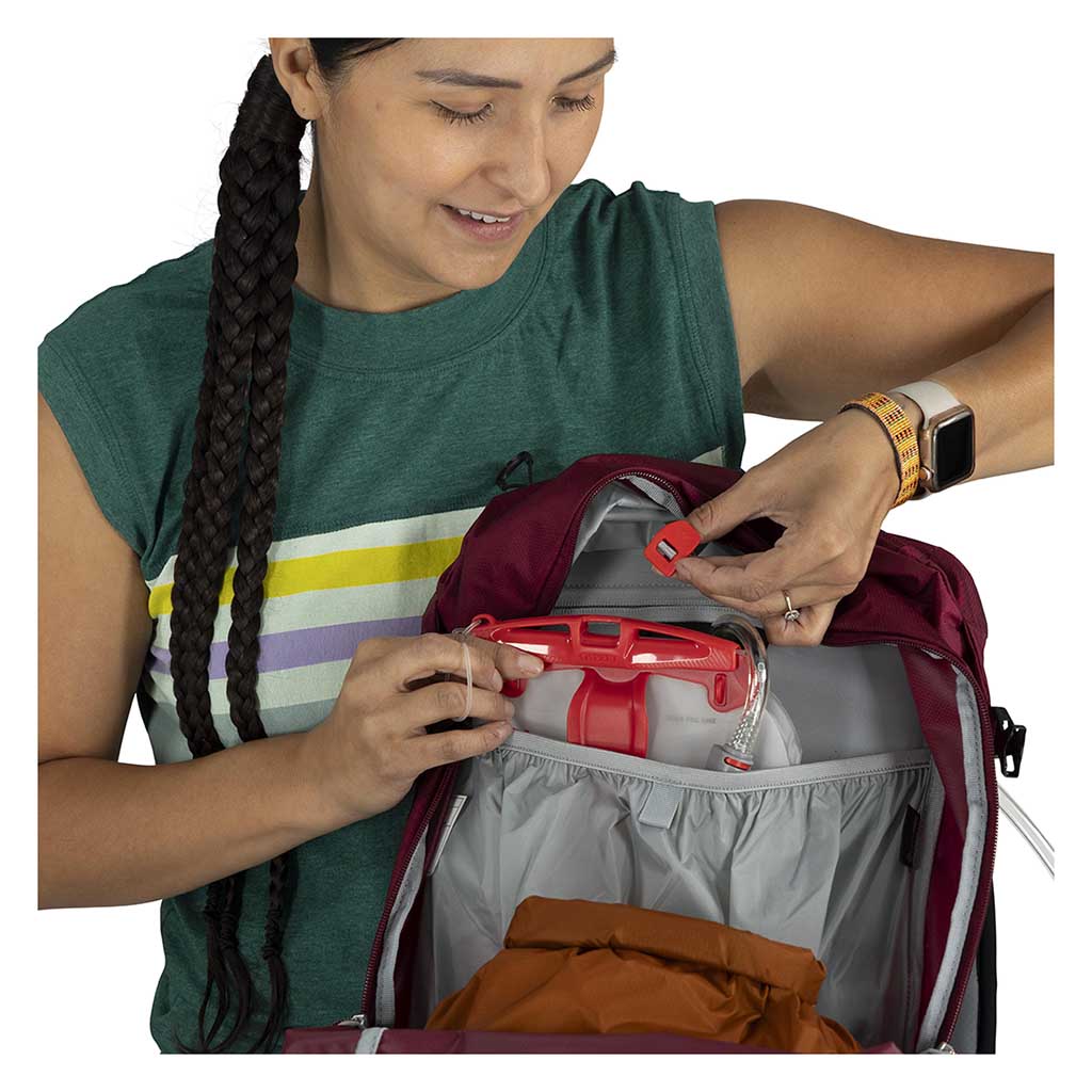 Osprey | Hikelite 28 | Daypack | Cascade Blue | WildBounds UK